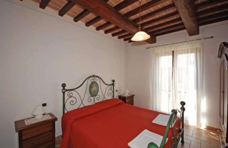 "La Cascata sul Monte Martano" Appartamenti vacanza con Camino, Piscina ...