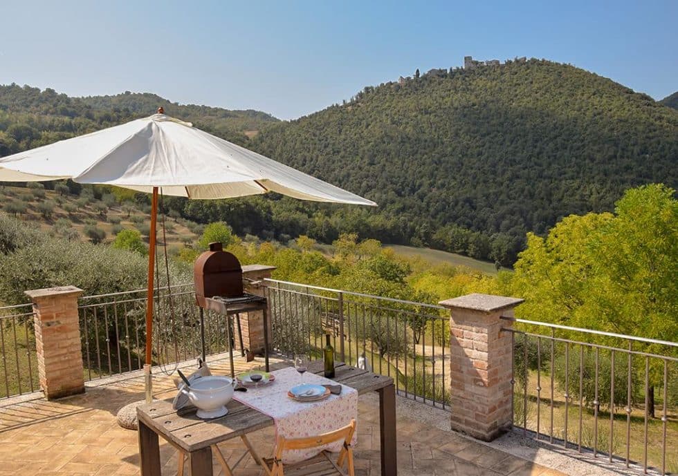 Lastminute PASQUA in Agriturismo tra i boschi a Perugia